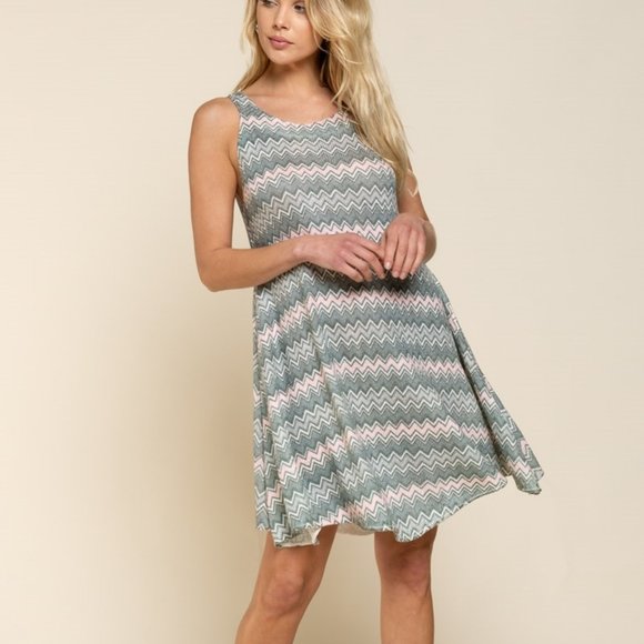 POL | Dresses | New Pol Grey Multi Zig Zag Pattern Dress | Poshmark